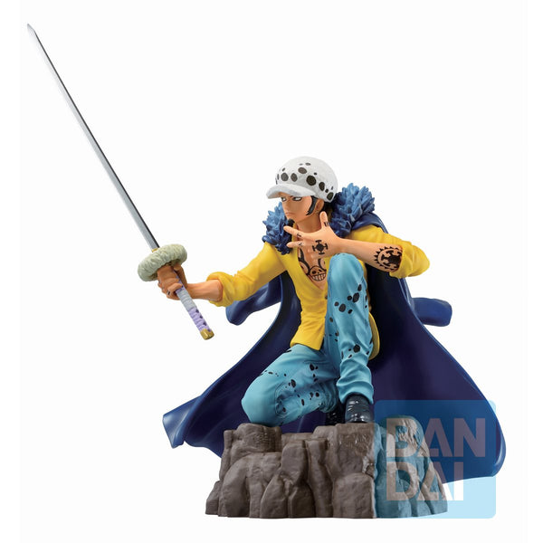 TRAFALGAR SOBRE ROCA CON ESPADA ONE PIECE BANDAI – Savepoint